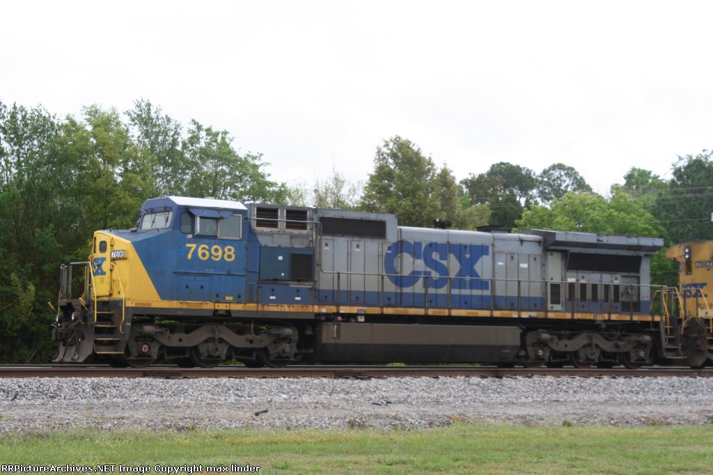 CSX 7698